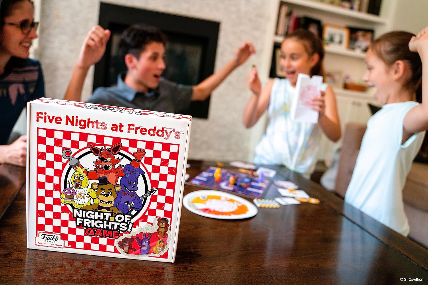 Funko Games Five Night's at Freddy's (FNAF) Nights of Fright Board Gam ...